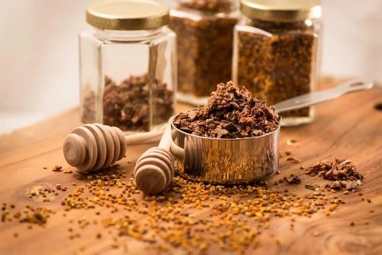 Propolis – zastosowanie, działanie, właściwości | Dr. Max